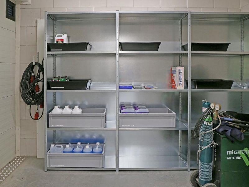 Lekbakken en opvangbakken | checklist voor de aanschaf - Transoplast